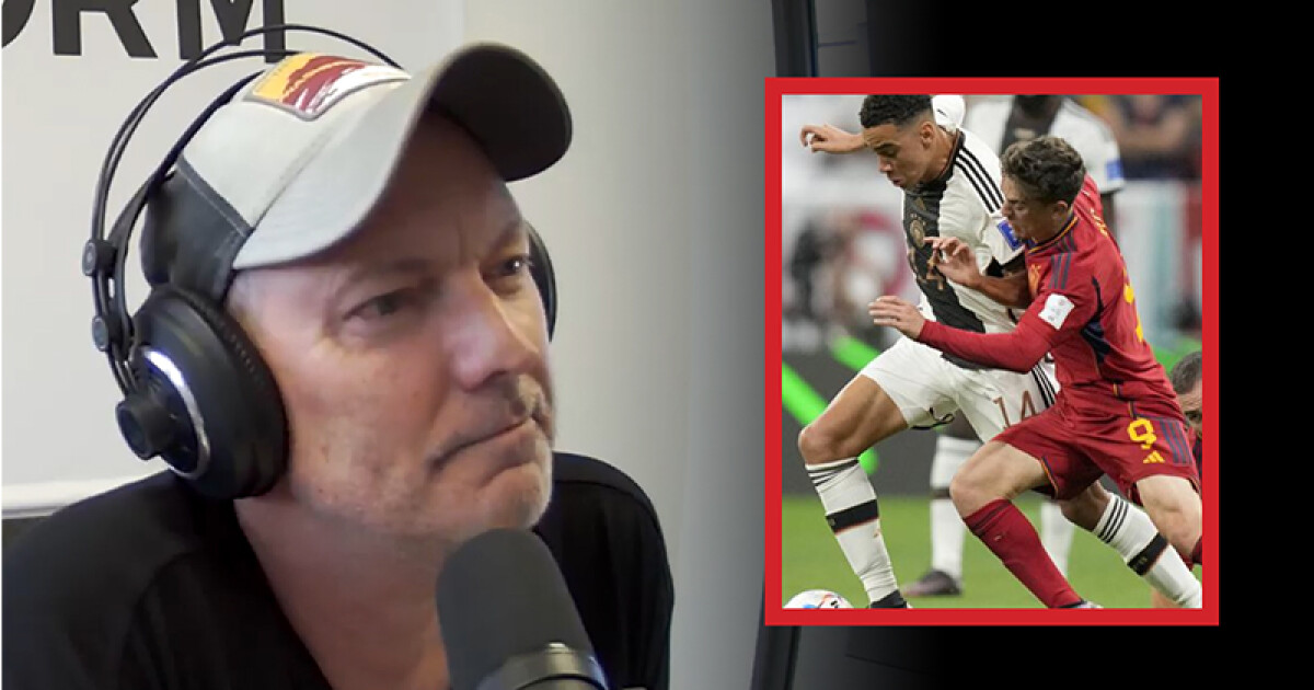 Andy Buckley & Martin Devlin recap Day 8 of the FIFA World Cup 2022 ...